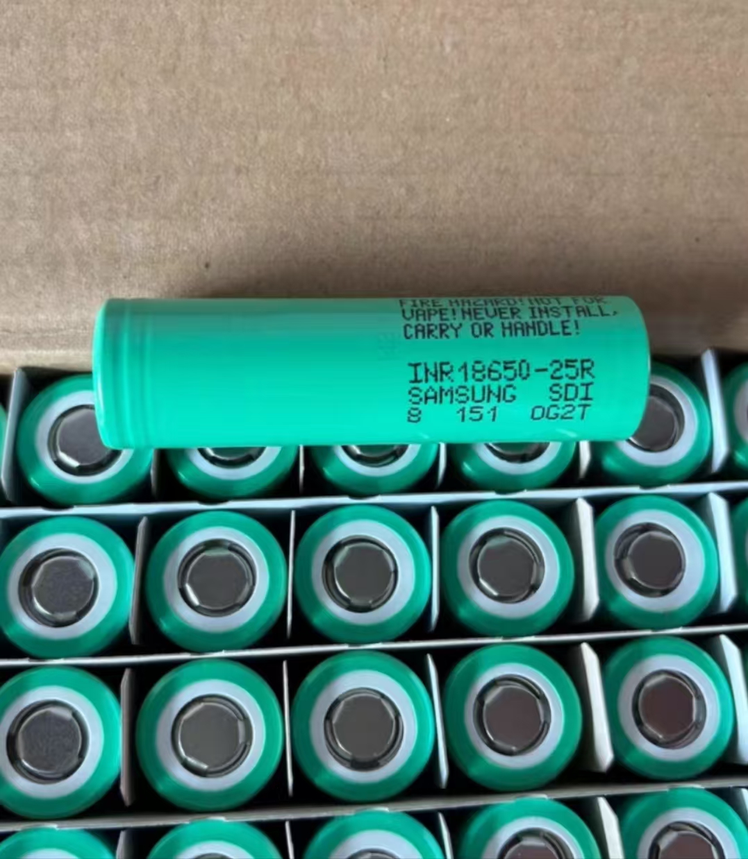 Samsung INR18650-25R High-Rate Lithium-Ion Cell - Becell Battery